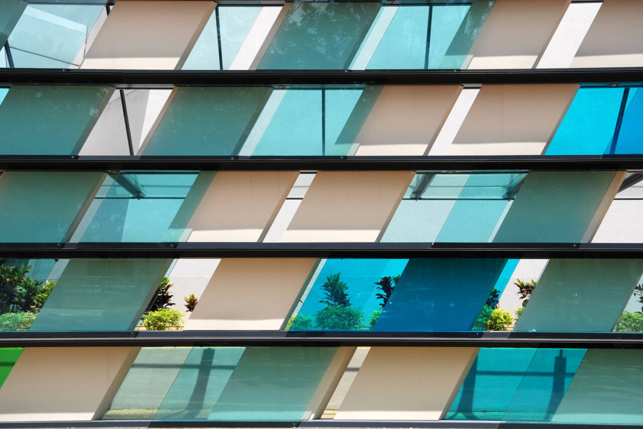 Laminated Safety Glass | PB Aluminium and Glass